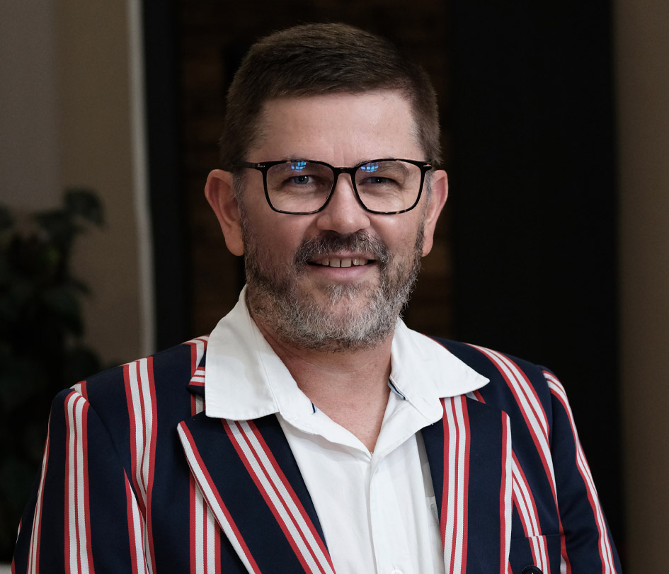 Prof Johan van Niekerk